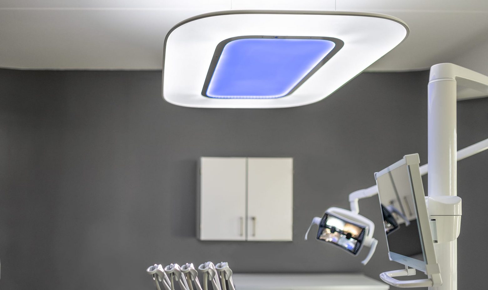 Checklist when choosing clinical lighting | D-TEC